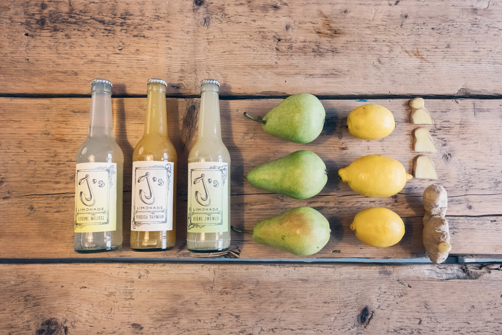 J´s Limonade: Überraschend anders mit Kräutern und Frucht | CHARAKTER ...